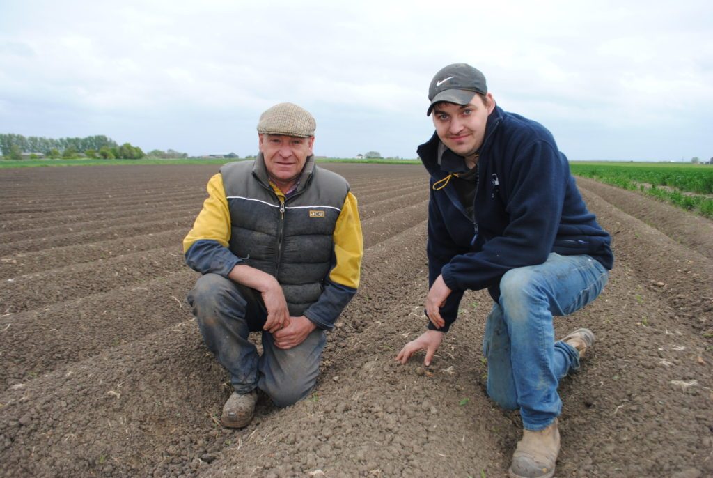 Farmer Story - Relinquishing Fertiliser Application Responsibility ...